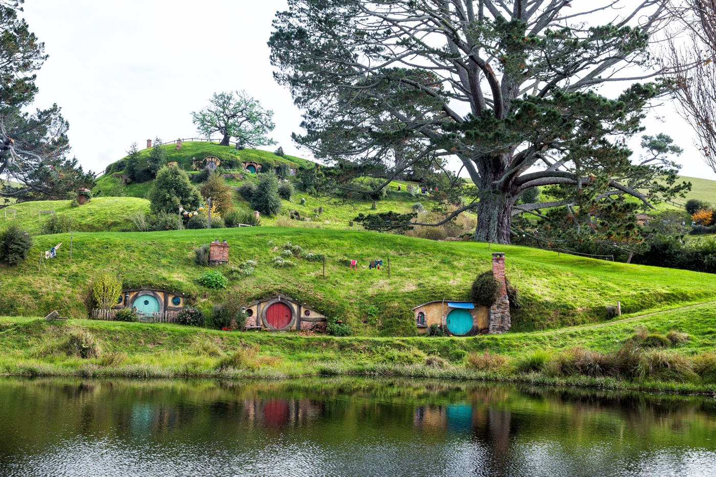 Photo Tour of the Hobbiton Movie Set | Earth Trekkers