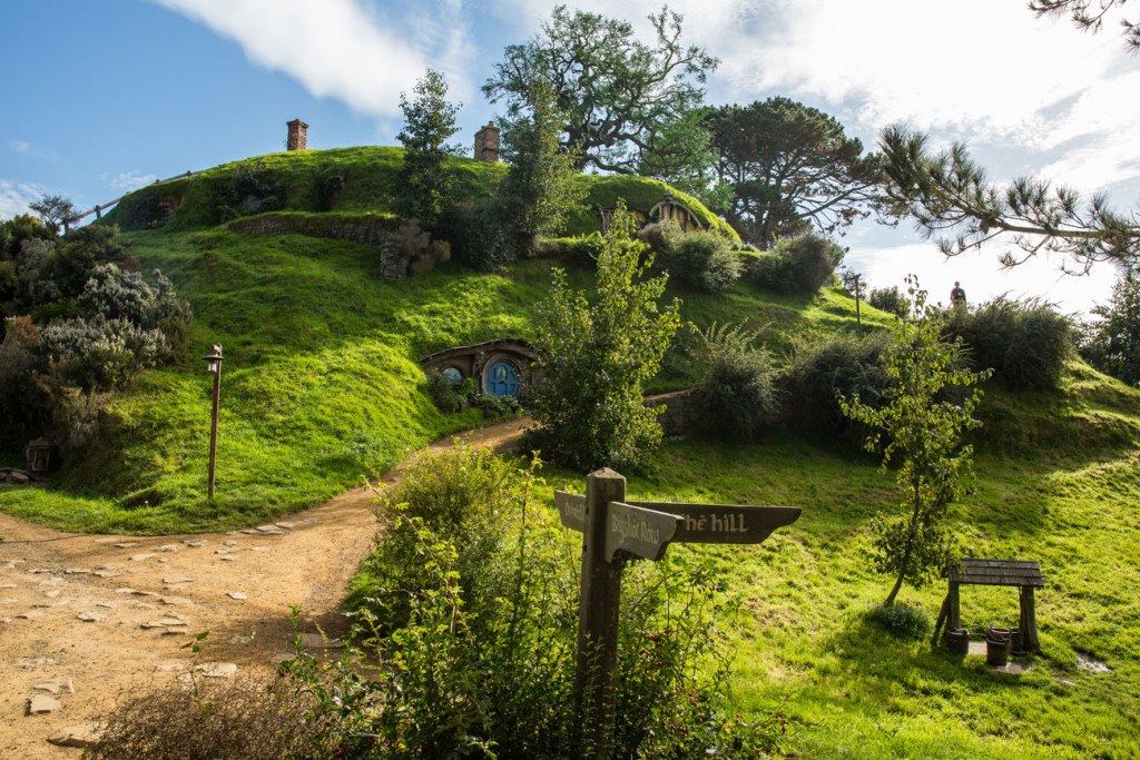Photo Tour of the Hobbiton Movie Set – Earth Trekkers