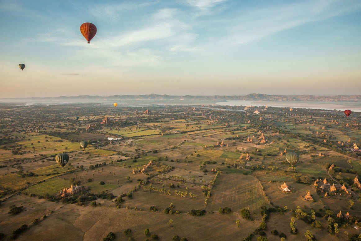 One Year Around the World – Earth Trekkers