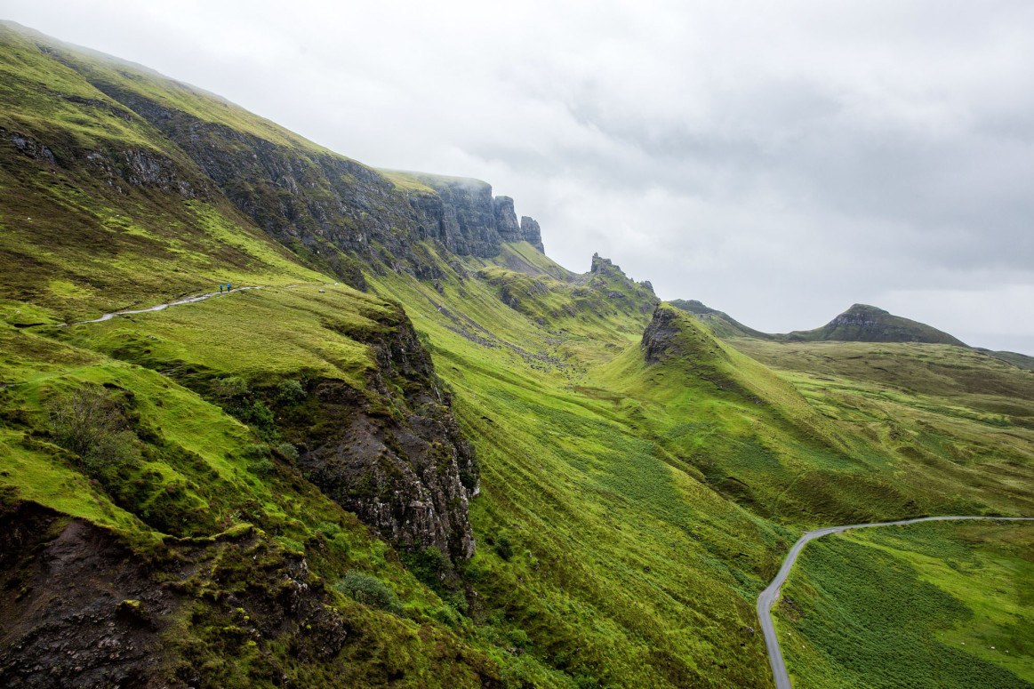 Hiking the Quiraing on the Isle of Skye | Earth Trekkers