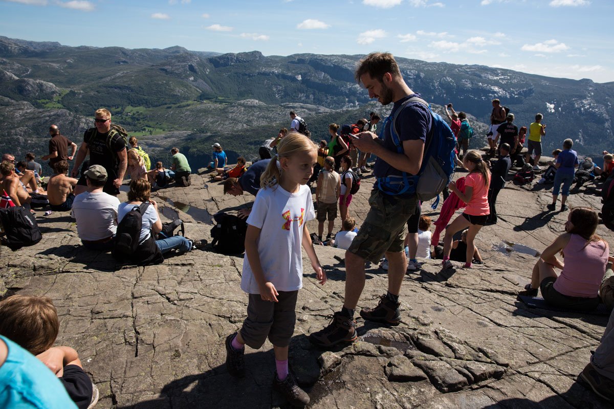 Hiking to Pulpit Rock with Kids | Earth Trekkers