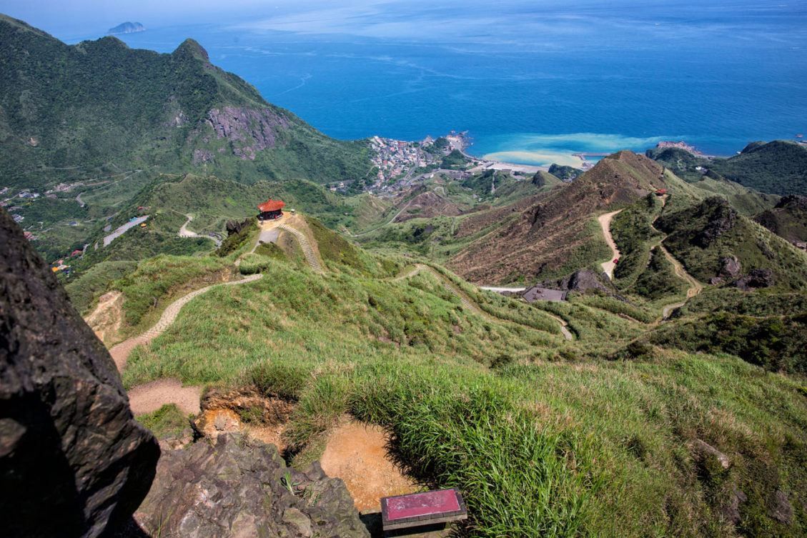 Hiking Teapot Mountain in Taiwan – Earth Trekkers