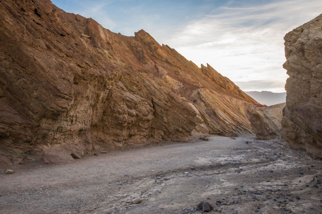 Hiking the Golden Canyon - Gower Gulch Loop in Death Valley
