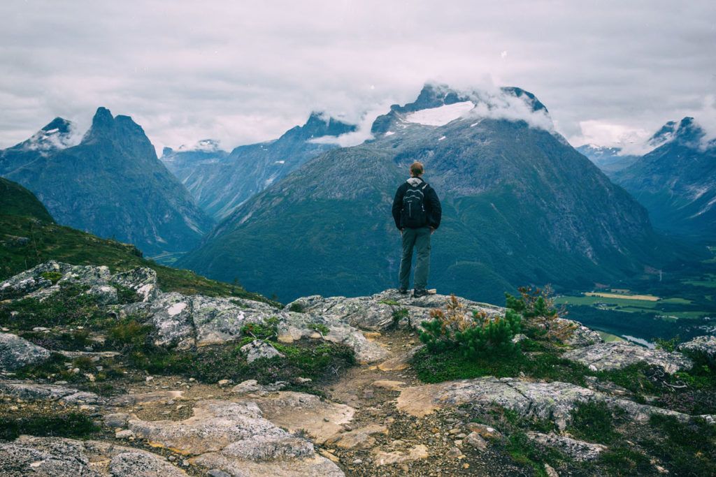 14 Best Hikes in Norway to Put on Your Bucket List