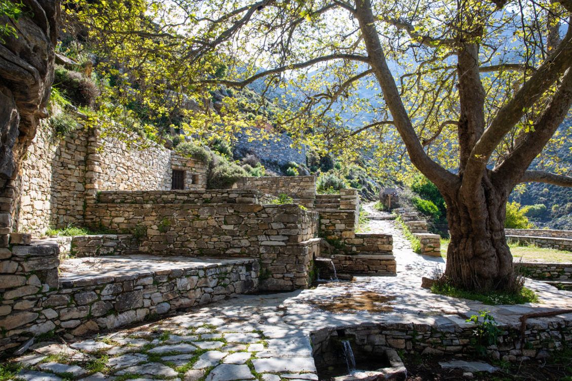 Hiking Mount Zas on the Island of Naxos – Earth Trekkers