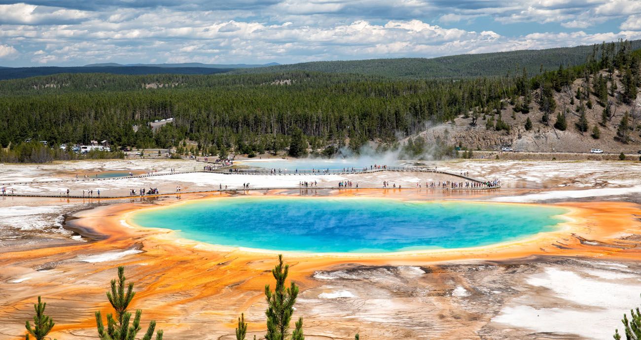 18 Epic Things to Do in Yellowstone on Your First Visit