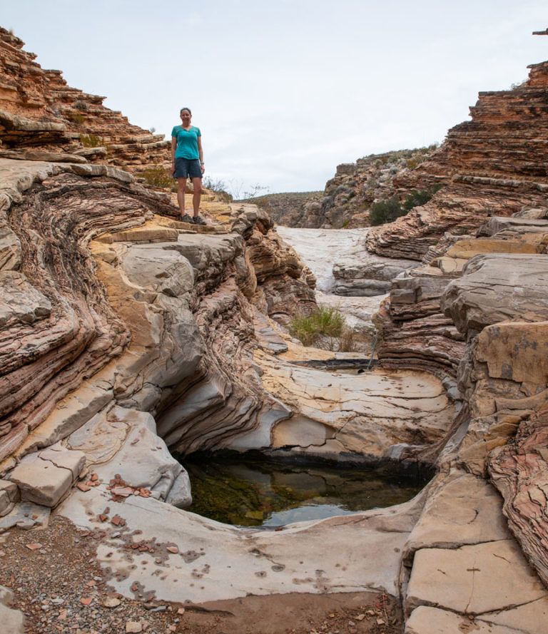 How to Hike the Ernst Tinaja Trail in Big Bend National Park – Earth ...