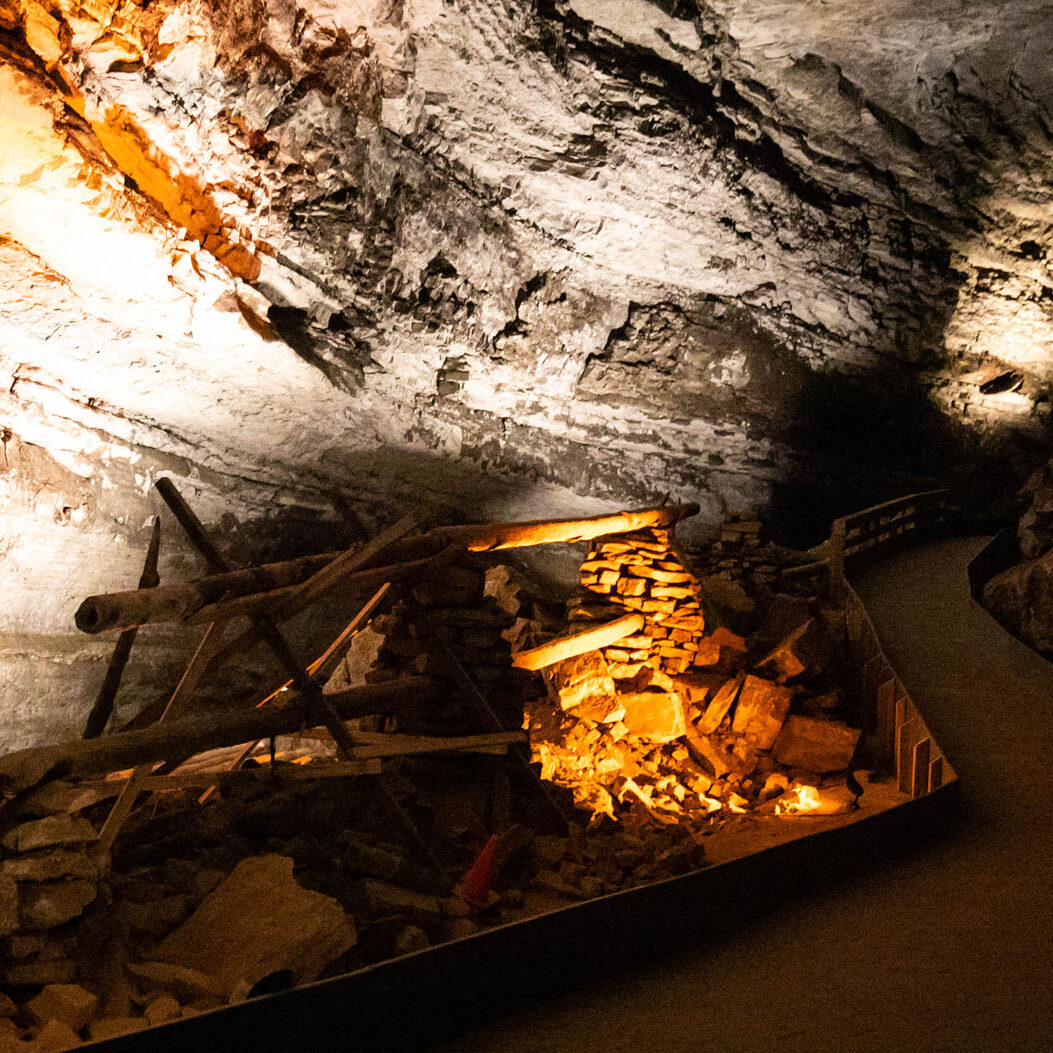 Mammoth Cave Mammoth Passage Tour In Mammoth Cave National Park