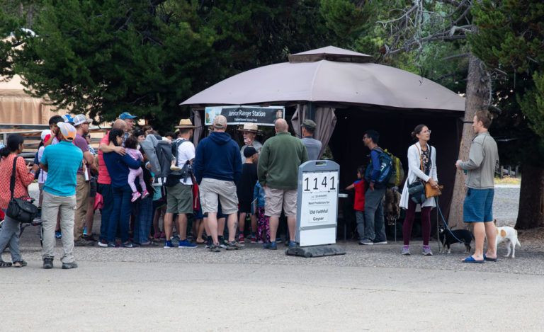 Yellowstone's Old Faithful: 10 Tips to Have the Best Experience – Earth ...