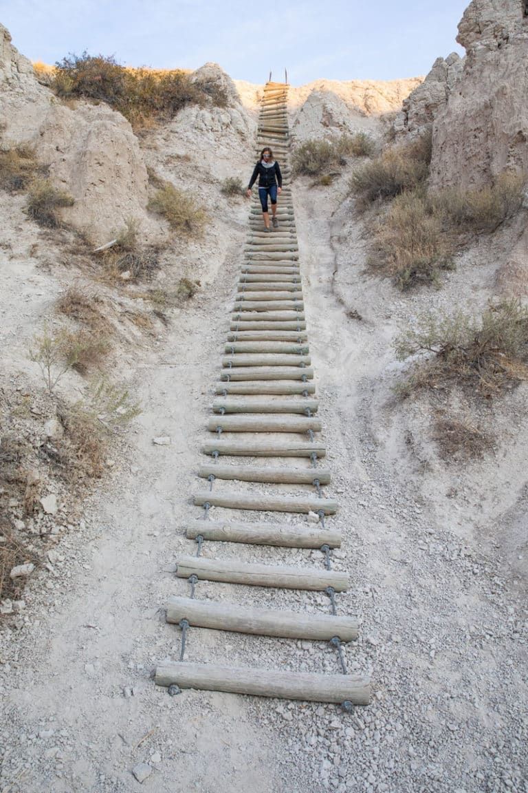 How to Hike the Notch Trail in Badlands National Park – Earth Trekkers