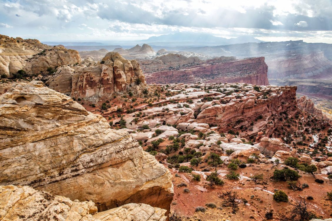 Rim Overlook & Navajo Knobs Trail | Capitol Reef National Park