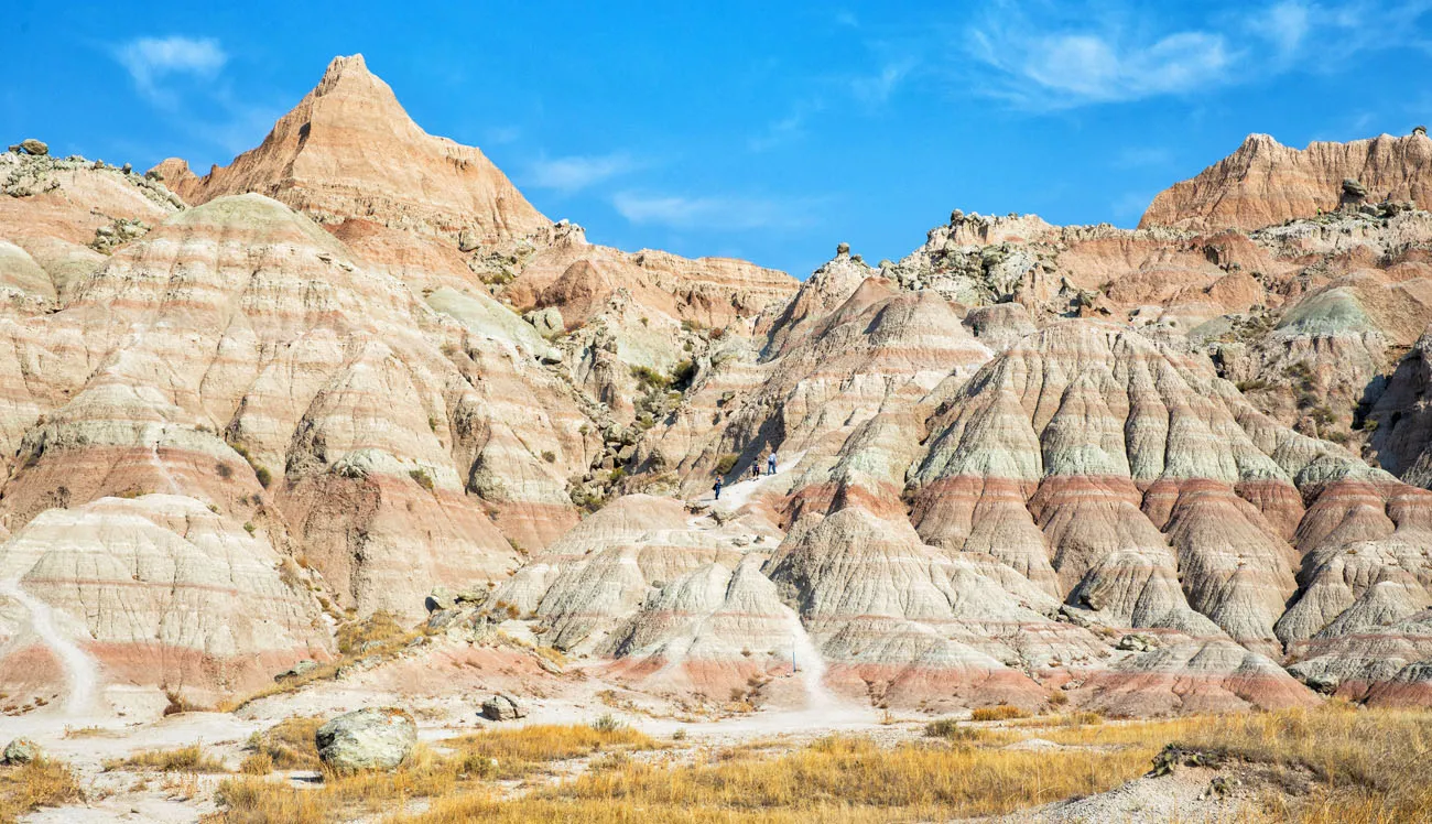10 Best Hikes in Badlands National Park (2026 Guide)