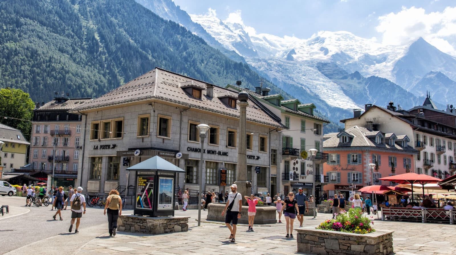 Ultimate Guide to the Walker's Haute Route – Earth Trekkers