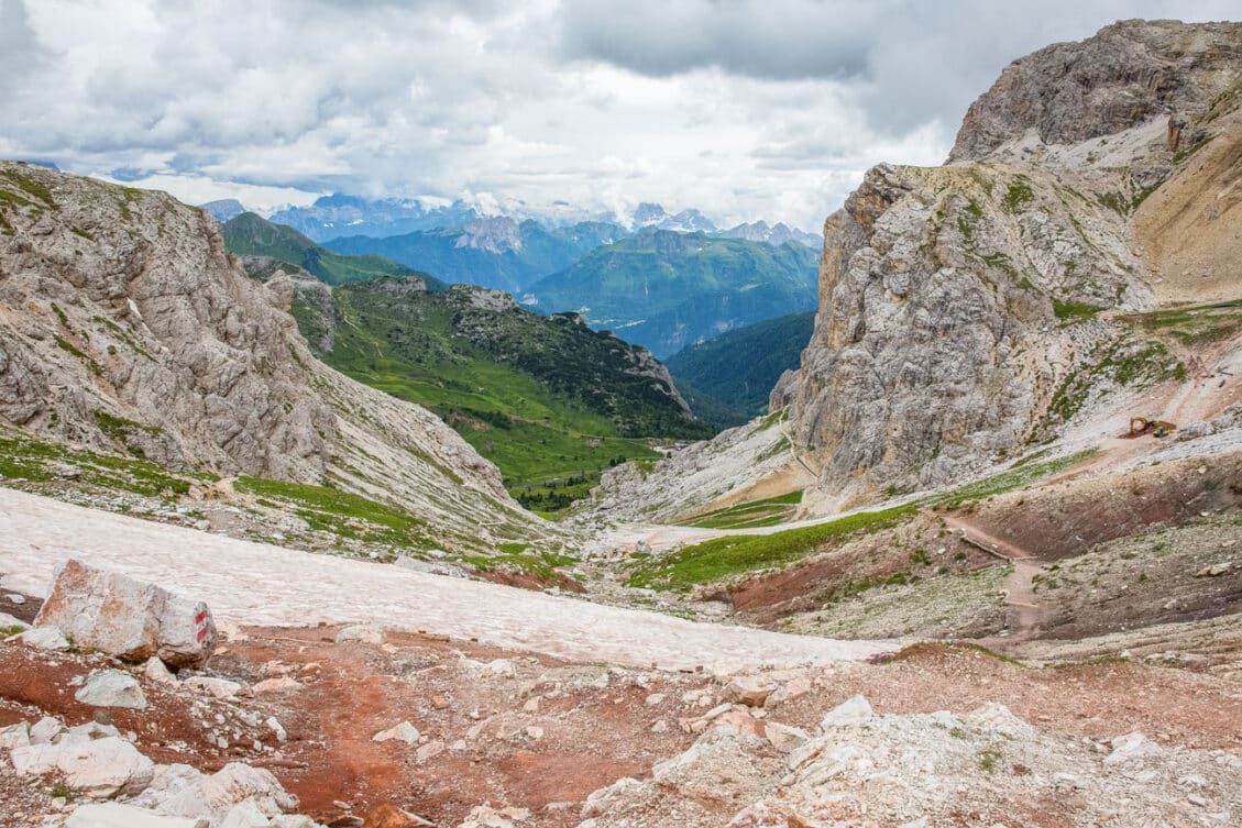 Lagazuoi to Passo Falzarego: Hiking the Frontline Trail – Earth Trekkers
