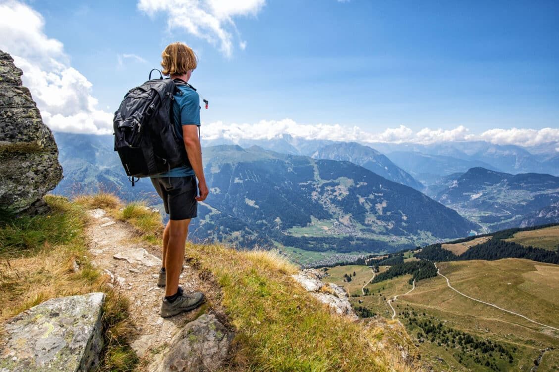Ultimate Guide to the Walker's Haute Route – Earth Trekkers