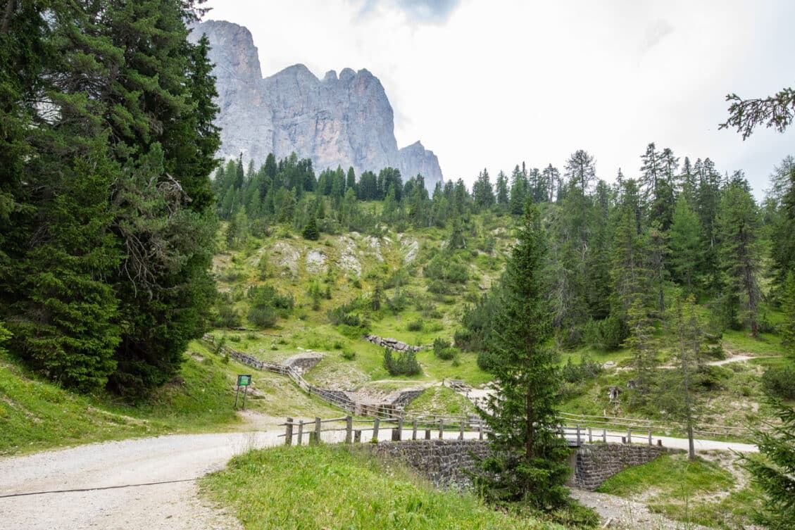 How to Hike the Adolf Munkel Weg to Geisler Alm – Earth Trekkers