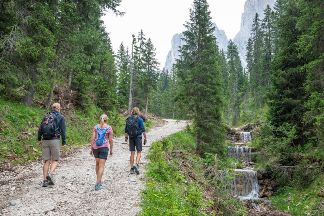 How to Hike the Adolf Munkel Weg to Geisler Alm – Earth Trekkers