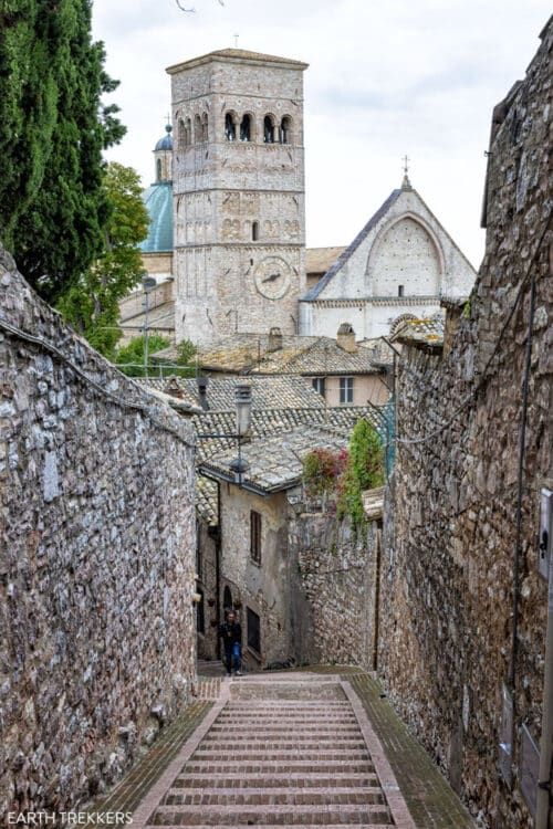 One Day in Assisi, Italy: Walking Tour of the Historic City Center ...