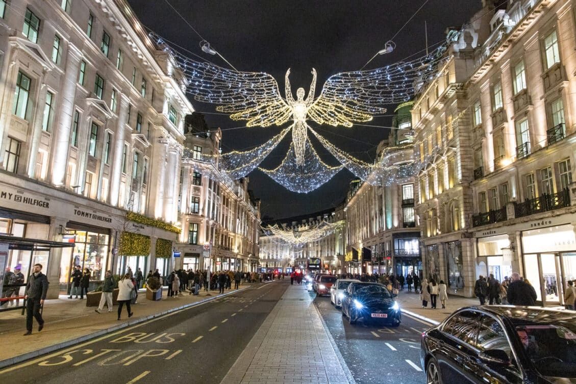 15 Places to See the London Christmas Lights in 2024 (+ Photos & Map ...