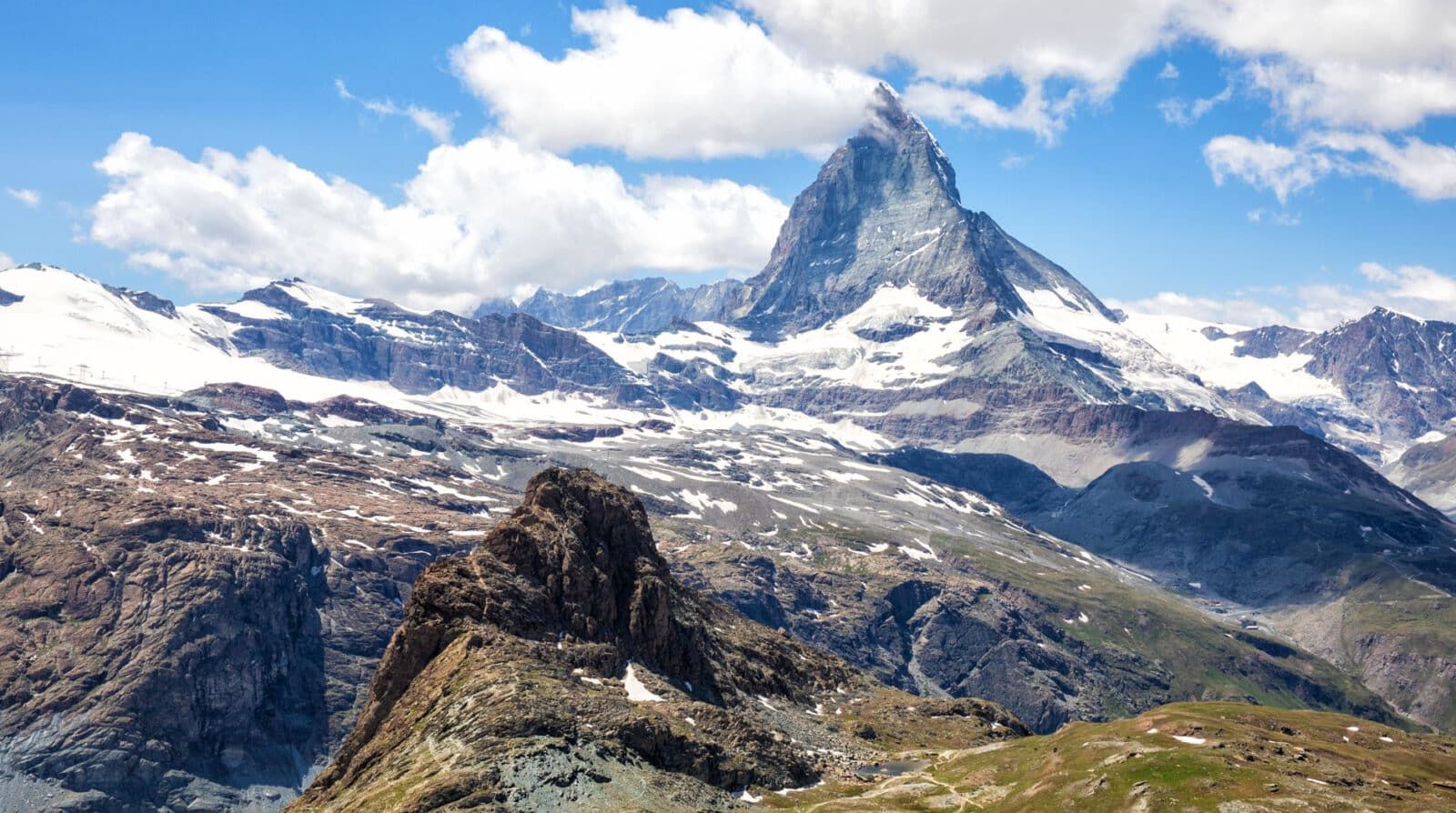 12 Epic Day Hikes in Zermatt (+ Trail Stats, Photos & Map) – Earth Trekkers
