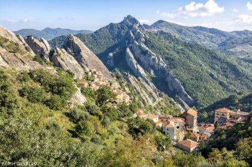 Castelmezzano & Pietrapertosa: Zipline & The Best Things to Do – Earth ...