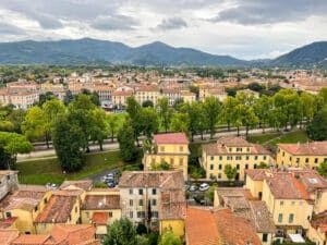 Lucca, Italy: Best Things to Do, Photos & Helpful Tips – Earth Trekkers