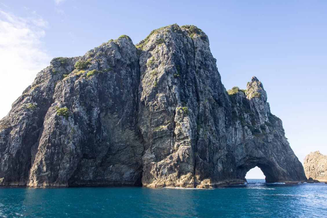 How to Visit the Bay of Islands | Things to Do & Best Tours