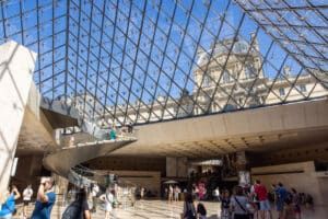 How to Visit the Louvre Quickly & Efficiently (+ Printable Walking Tour)