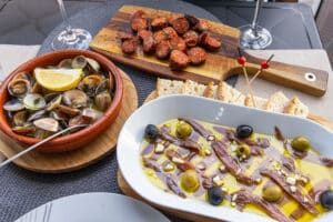 Best Albufeira Restaurants: Cheap Eats, Fine Dining, Tapas & Wine ...