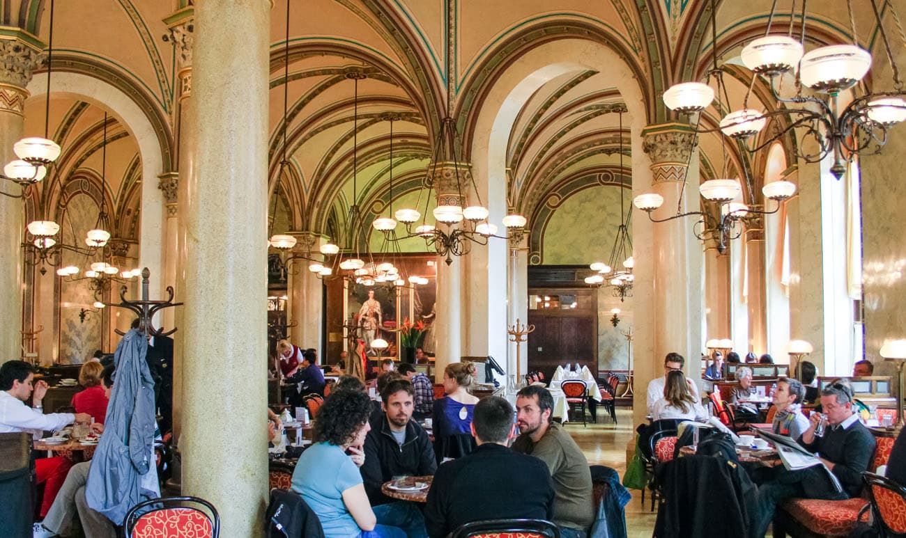 Best Cafés in Vienna: 10 Must-Visit Coffee Houses & Patisseries – Earth ...