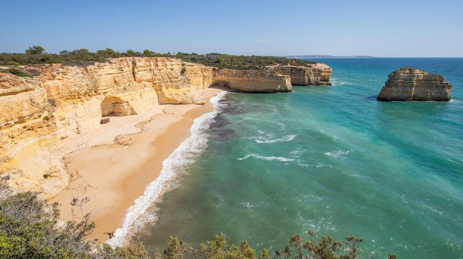 10 Days in Portugal Itinerary: Lisbon, Porto & the Algarve