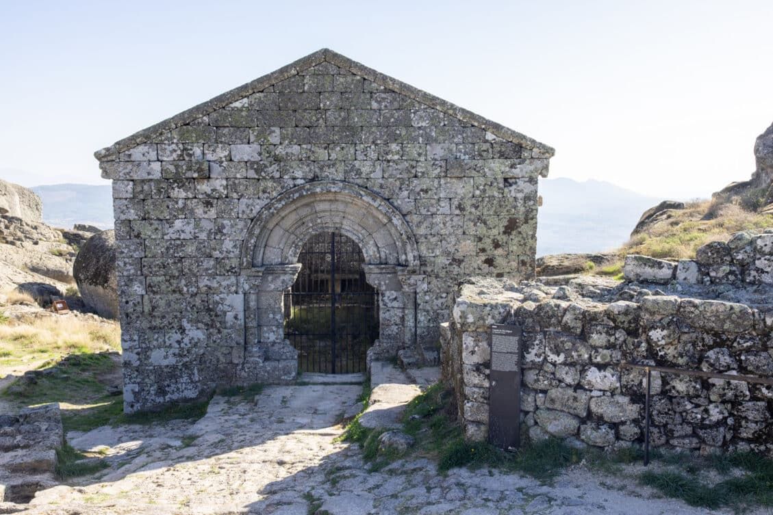 Monsanto, Portugal: Photos, Things to Do & Helpful Tips – Earth Trekkers