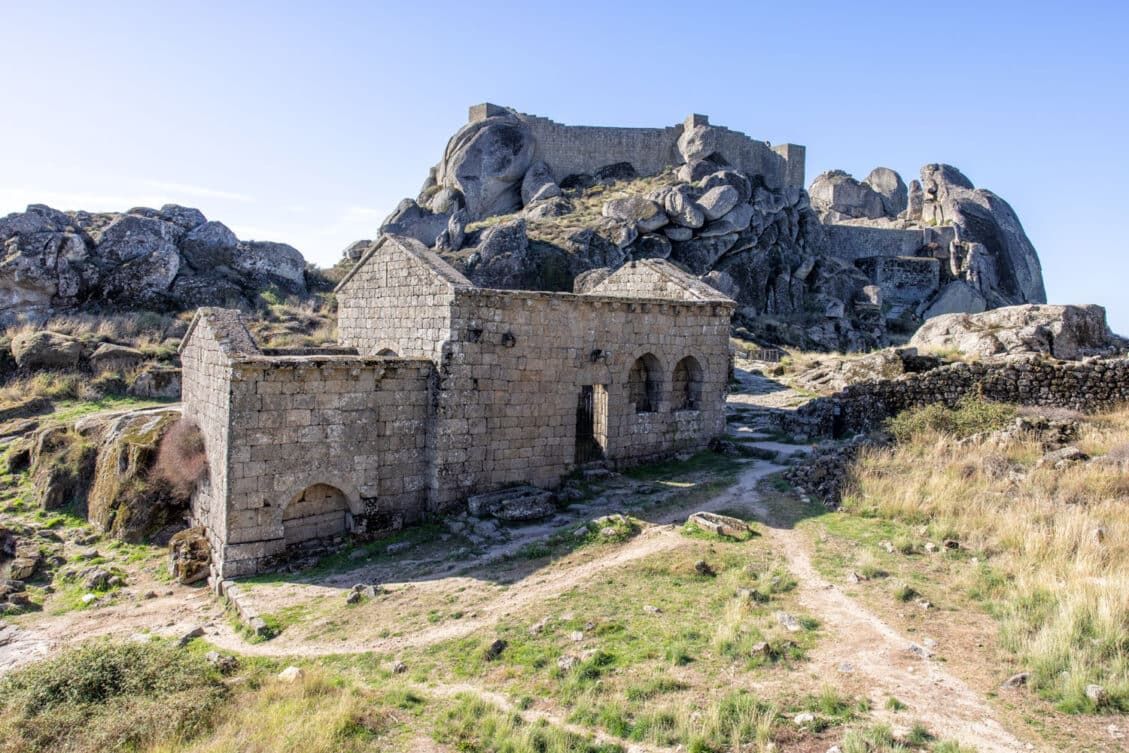 Monsanto, Portugal: Photos, Things to Do & Helpful Tips – Earth Trekkers