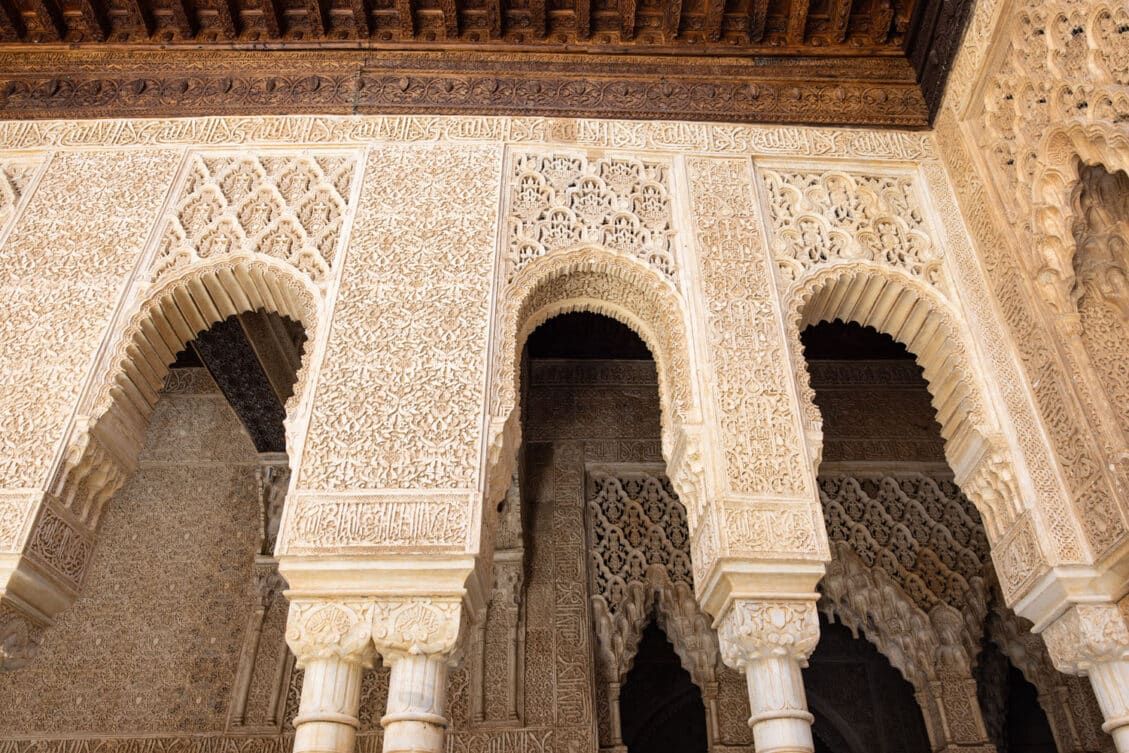 How to Visit the Alhambra 2024: Top Things to Do & Photos – Earth Trekkers