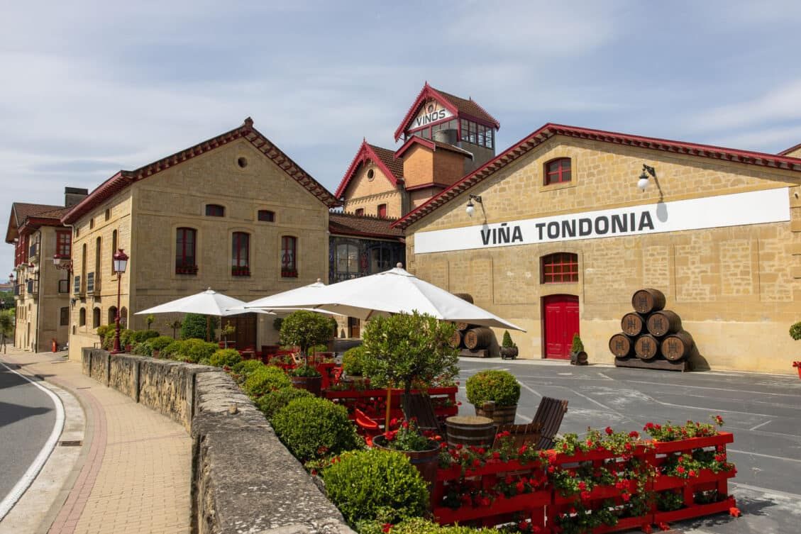 15 Wineries to Visit in the Rioja Wine Region of Spain – Earth Trekkers