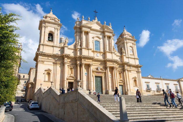 Noto, Sicily | Best Things to Do on a Quick Visit & Walking Tour