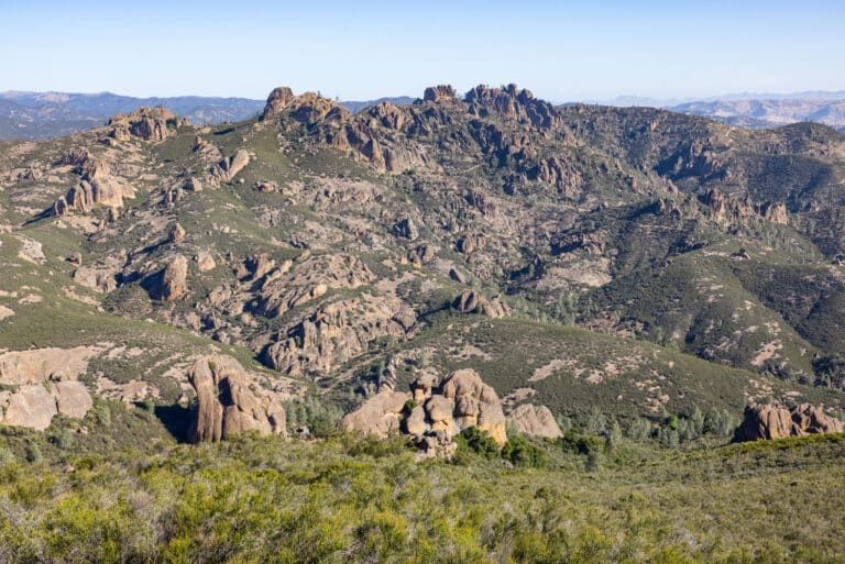 The Ultimate Guide to Pinnacles National Park – Earth Trekkers