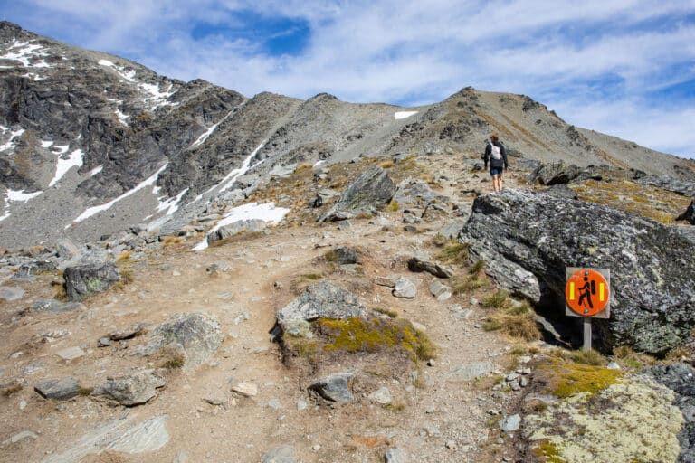 Lake Alta Track: How to Hike This Stunning LOTR Filming Site